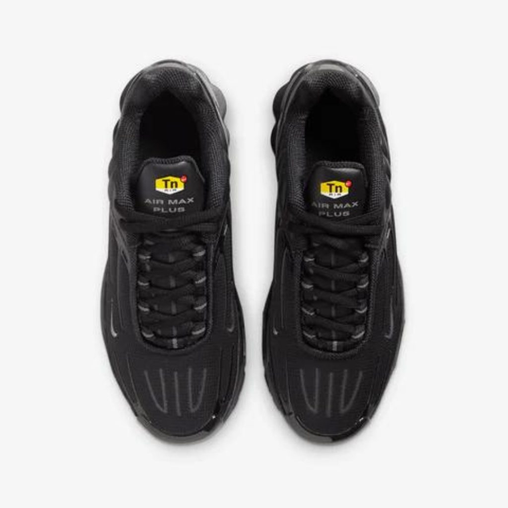 NIKE TN AIR MAX PLUS “BLACK” SNEAKER – The Wholesale Zone